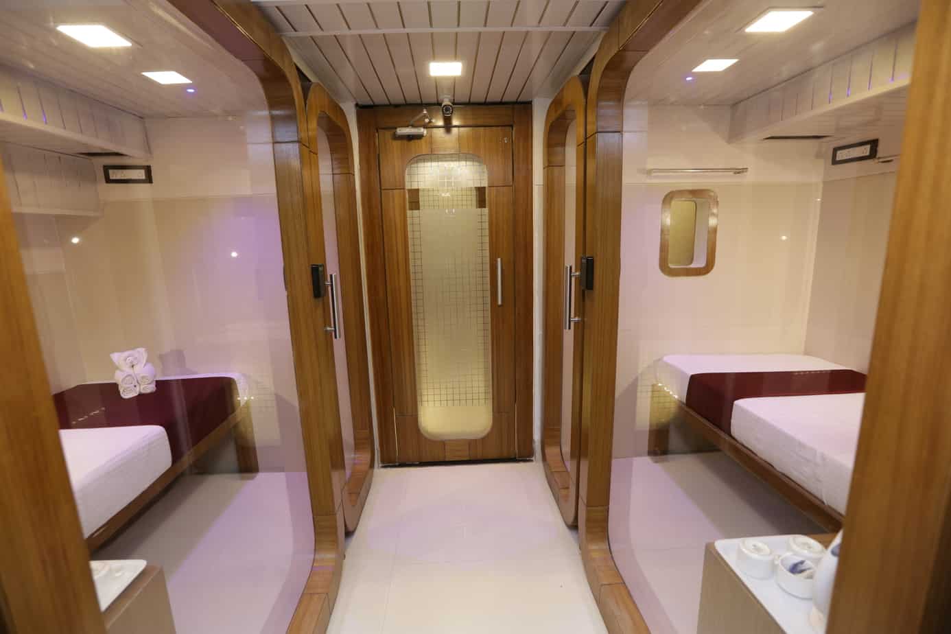 QubeStays – India's first budget capsule hotel